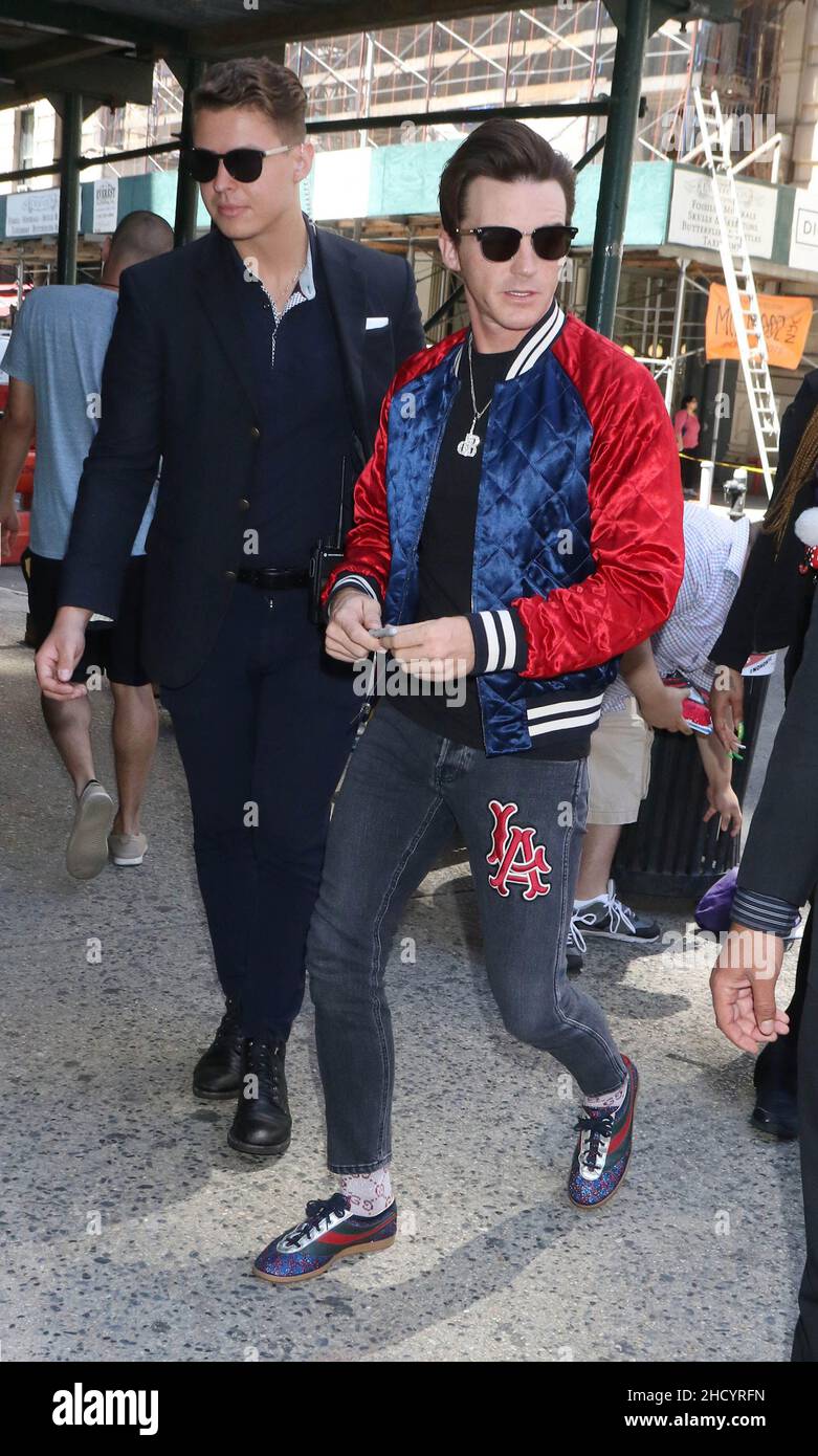 New York - NY - 20190715- Drake Bell Stops by BUILD Series -PICTURED ...