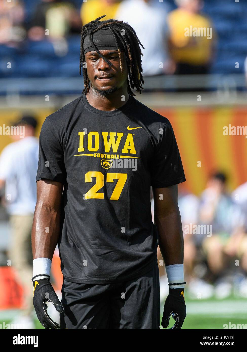 Orlando, FL, USA. 1st Jan, 2022. Iowa Hawkeyes defensive back Jermari ...