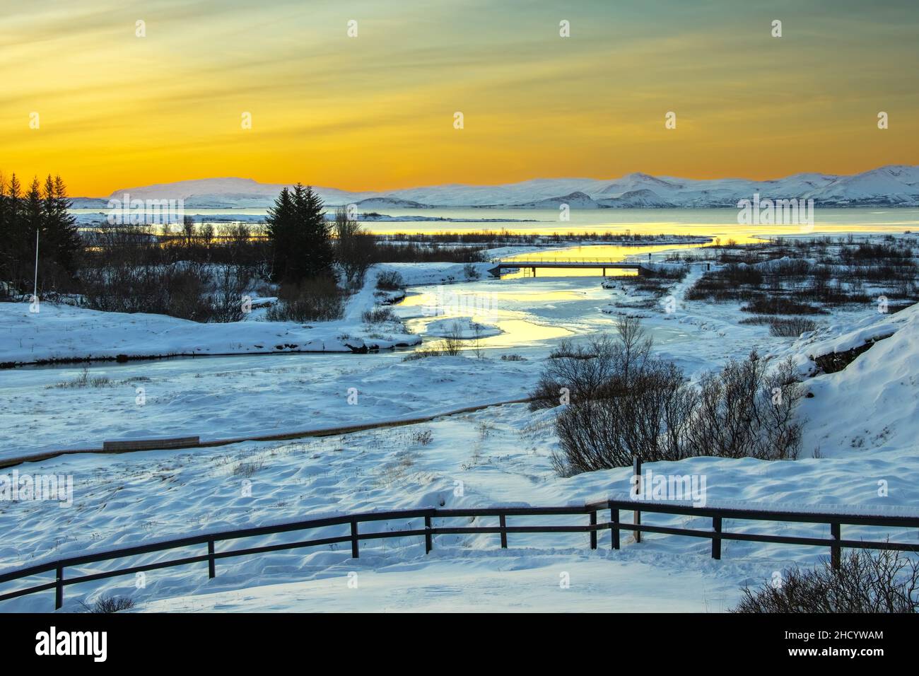 Tectonic rift underwater hi-res stock photography and images - Alamy