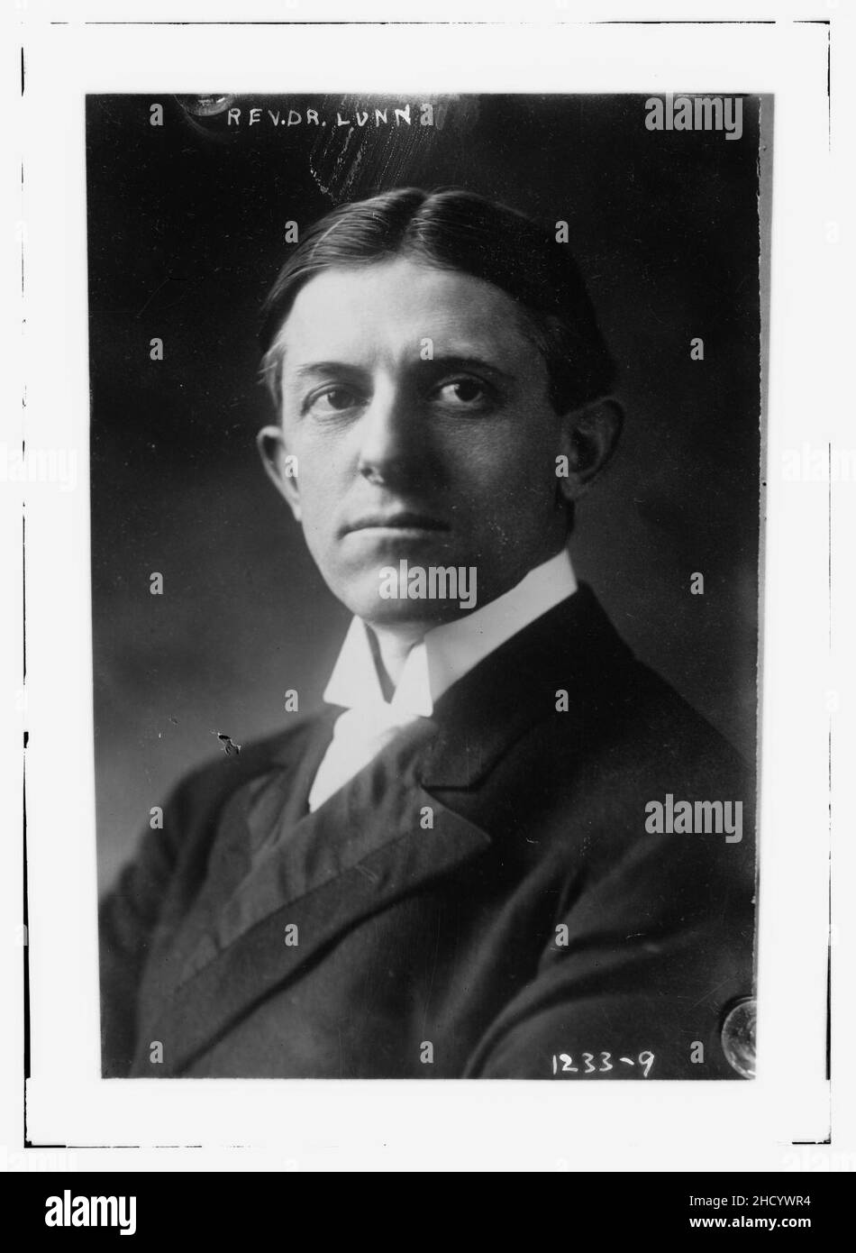 Rev dr Black and White Stock Photos & Images - Alamy