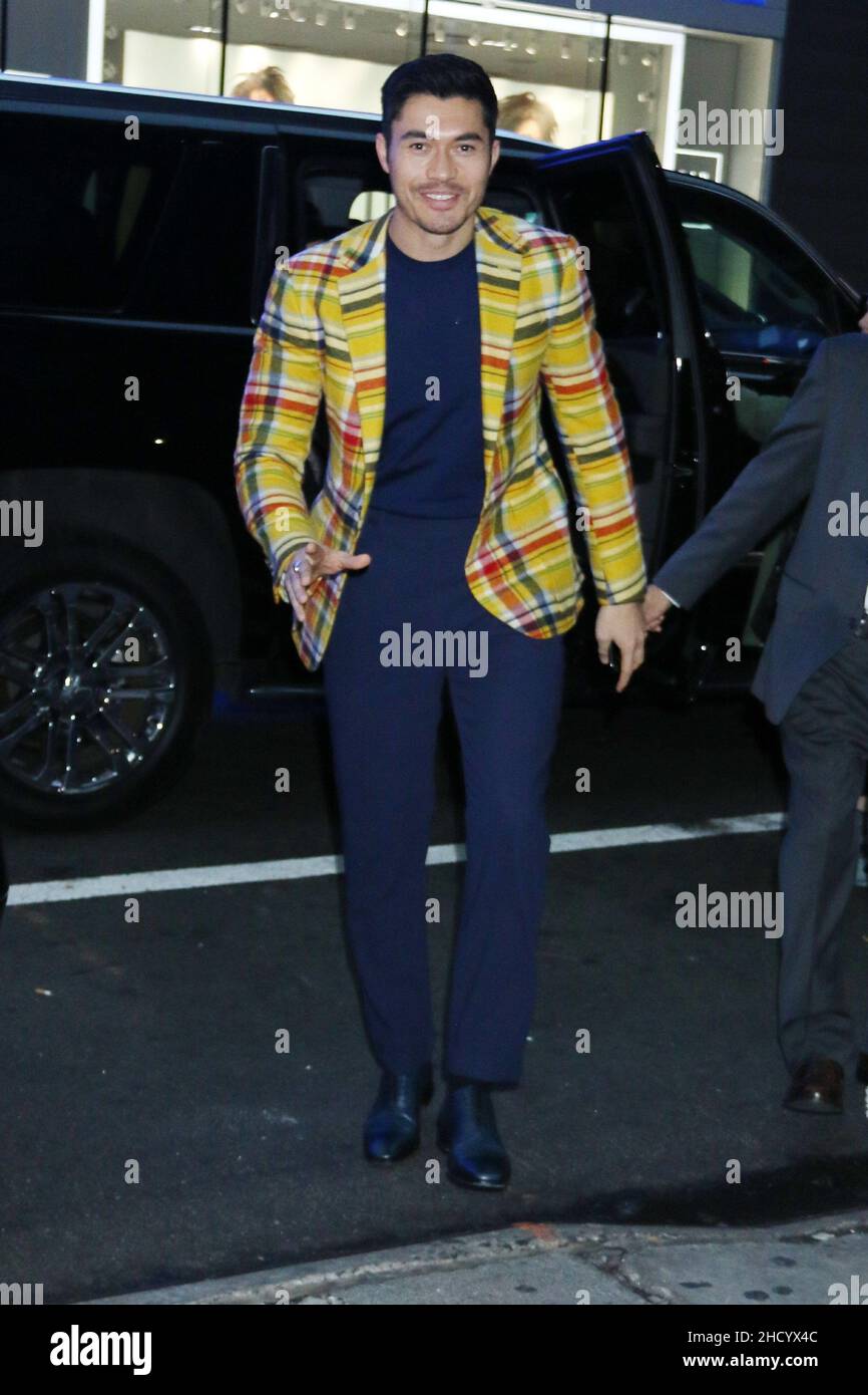 New York - NY - 20191029 Henry Golding and Emma Thompson arrive at Good ...