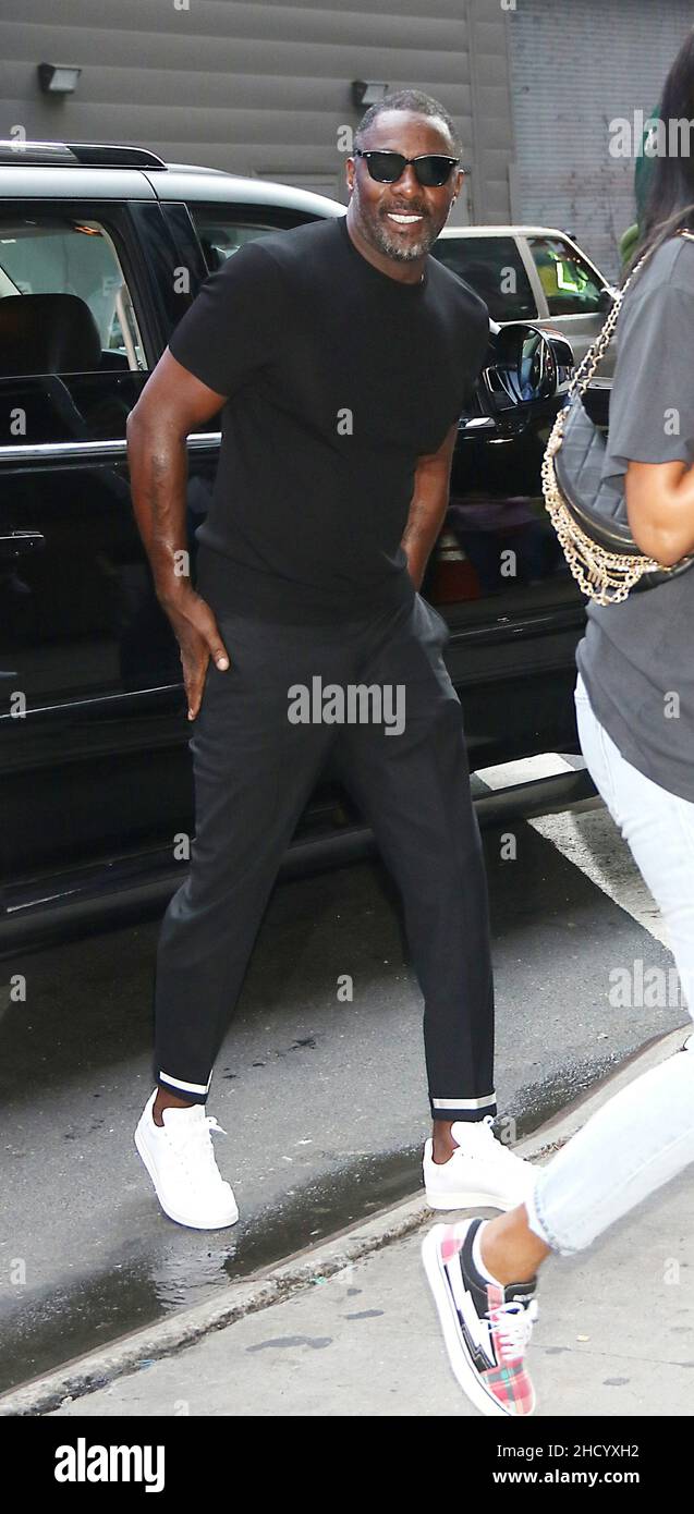 New York - NY - 20190730 Idris Elba is all smiles as he wears a black outfit to appear on 'Good ...