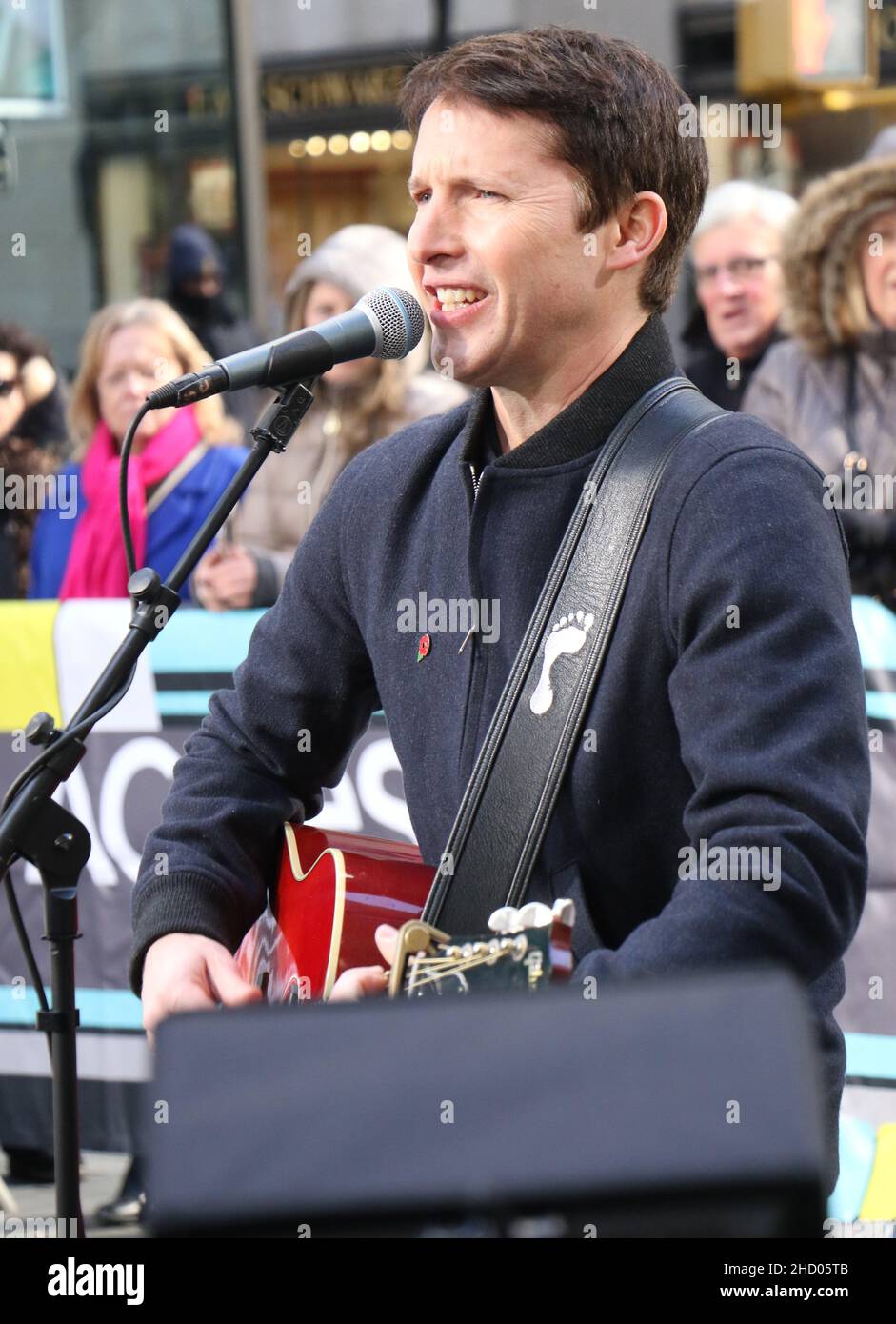 New York - NY - 20191113 - James Blunt and John Garrison Perform at ...