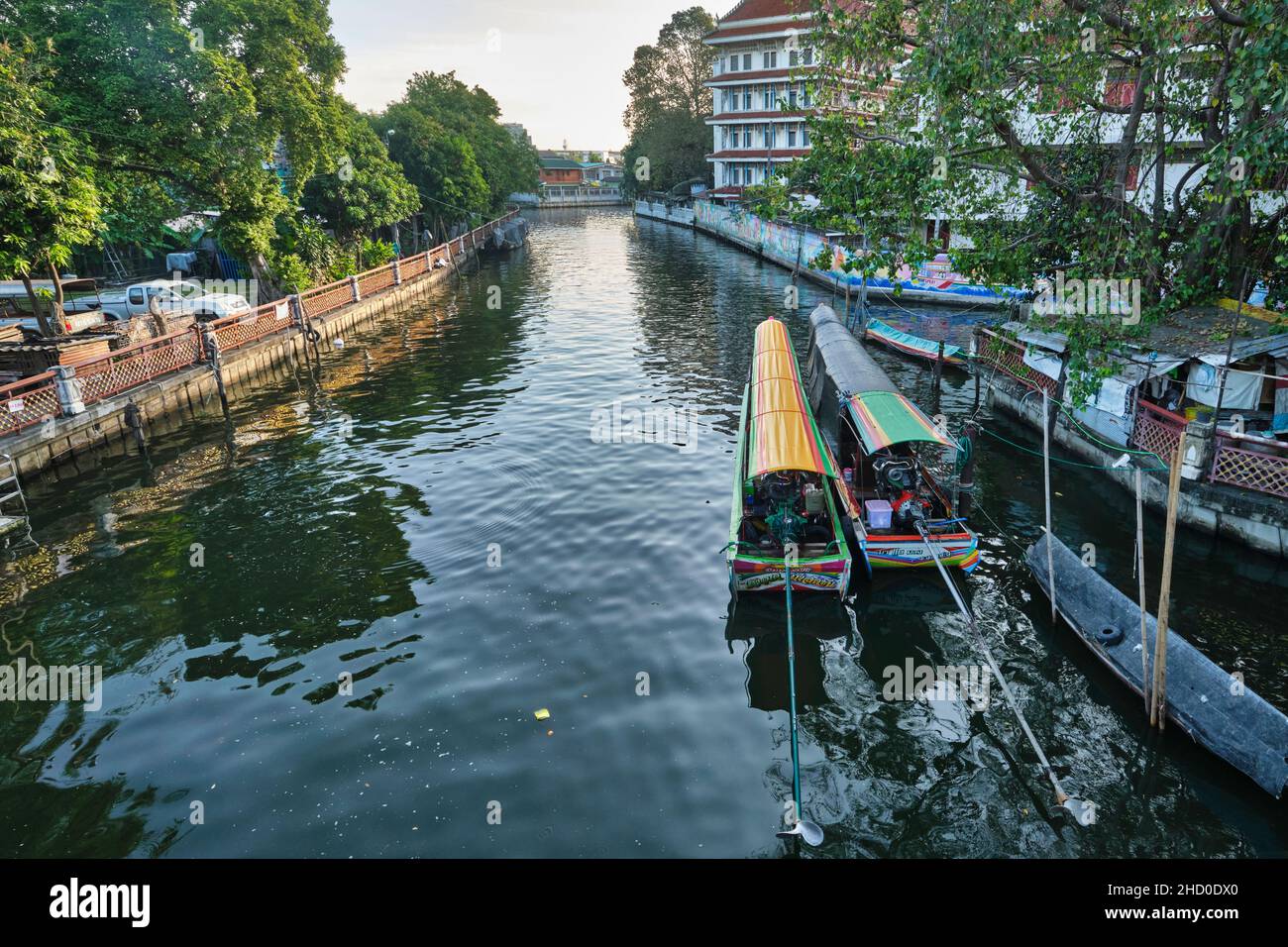 Klong Bangkok Yai, a canal in the Thonburi part of Bangkok, Thailand ...