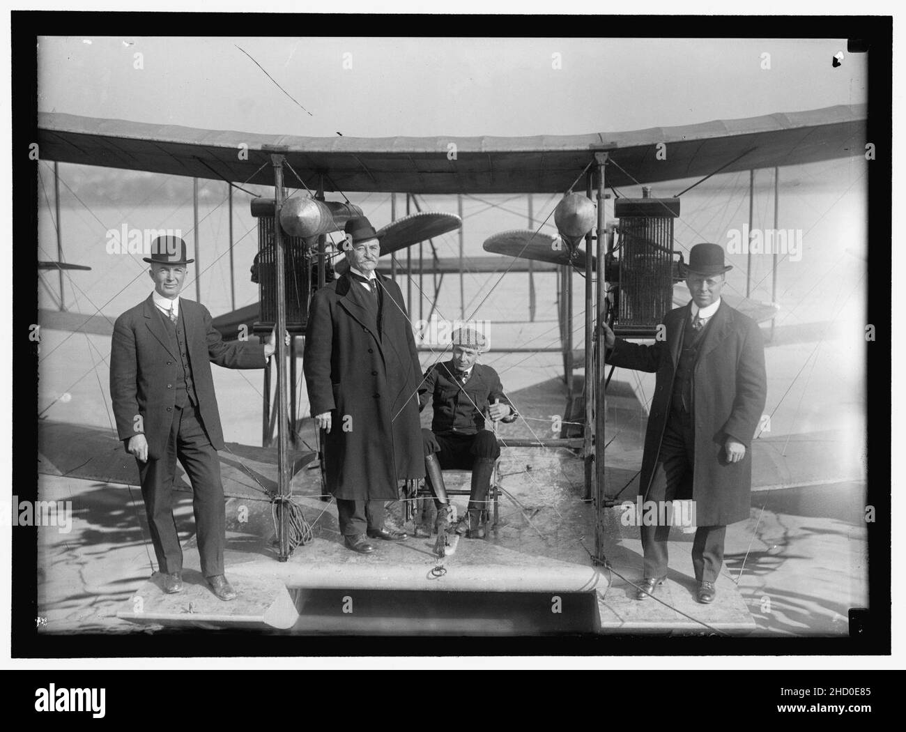 RICHARDSON TANDEM BIPLANE HYDROPLANE ON POTOMAC, APRIL, 1916. GEORGE A ...