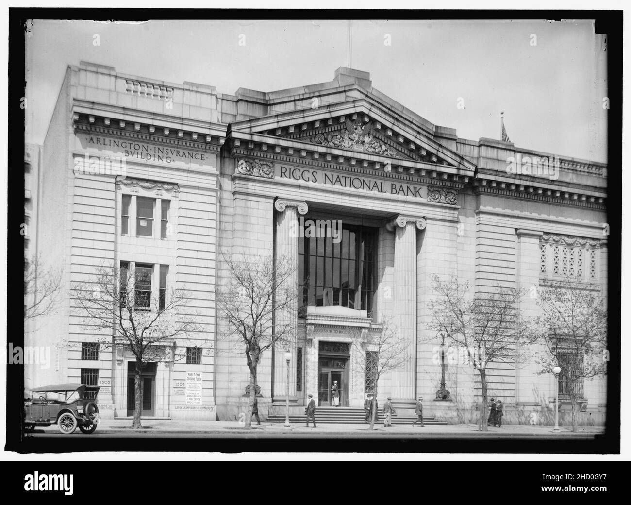 RIGGS NATIONAL BANK. GLOVER, C.C.; PRESIDENT Stock Photo - Alamy