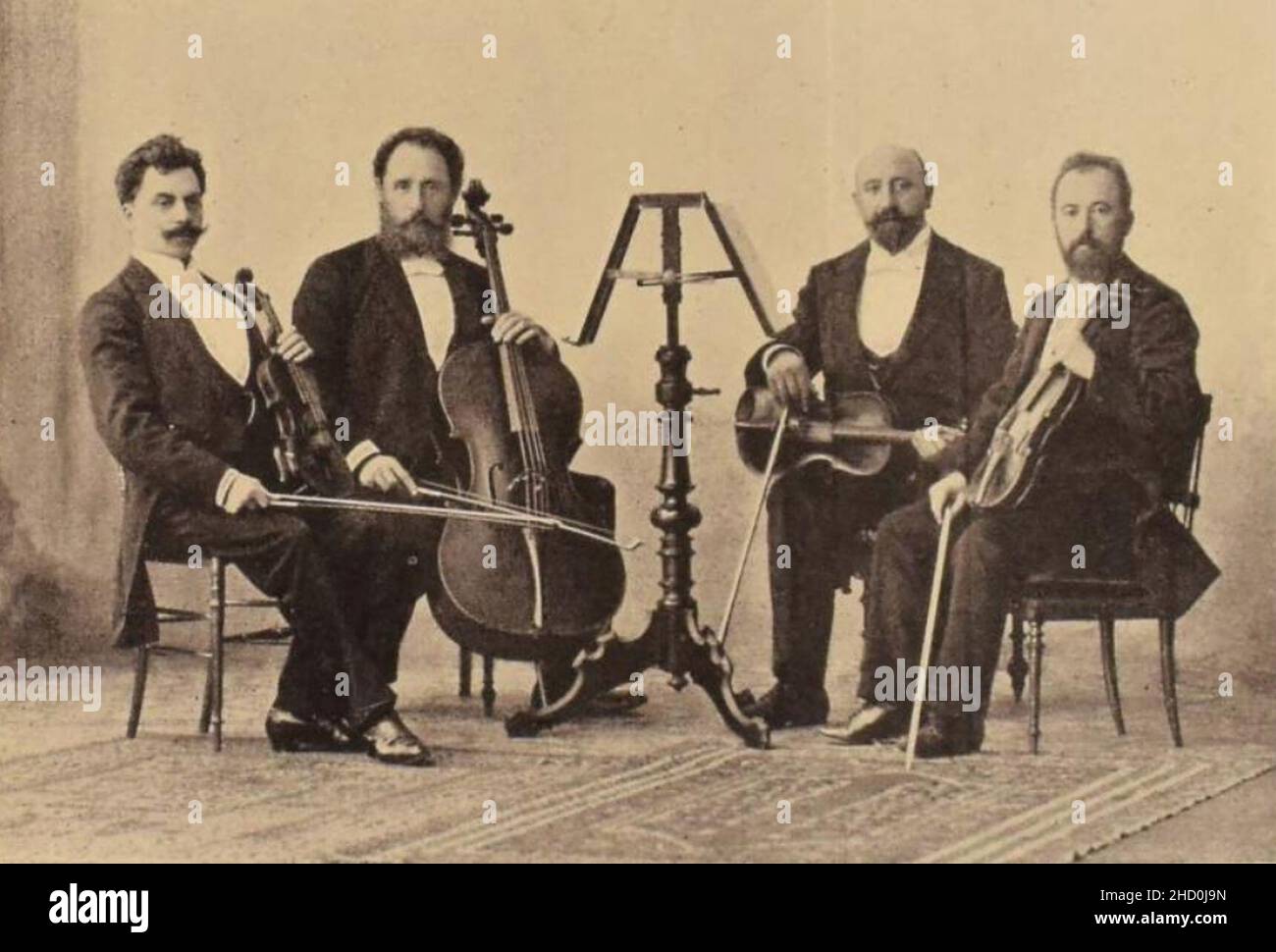 Riller hi-res stock photography and images - Alamy