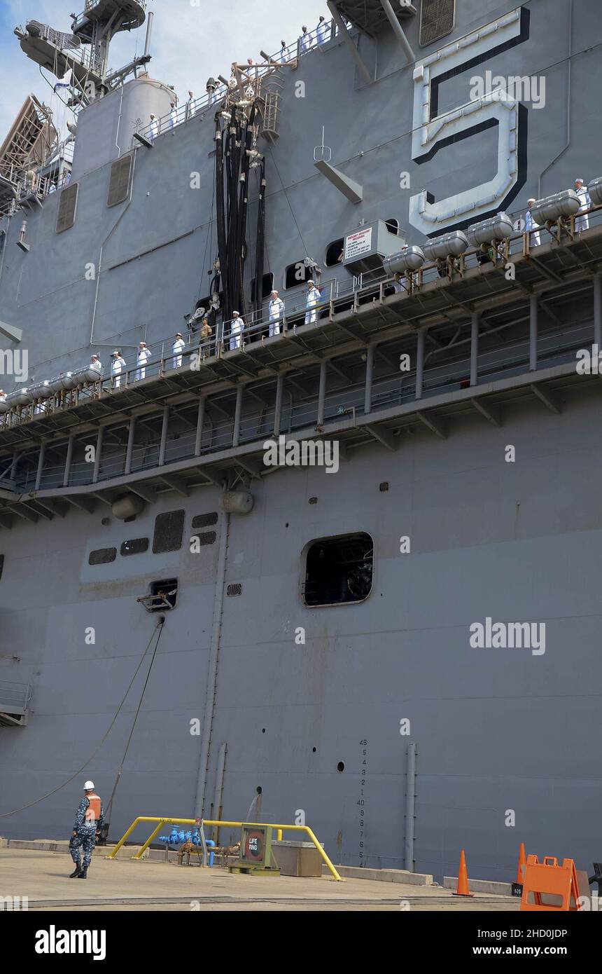 Rim of the pacific exercise 2014 hi-res stock photography and images ...