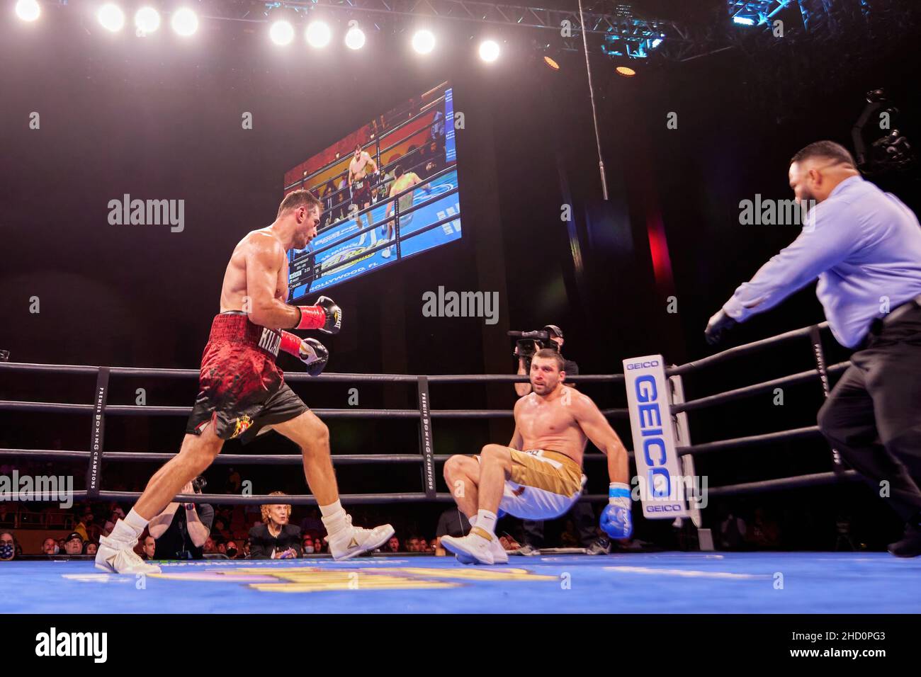 Hollywood, Florida, USA. 1st January, 2022. Viktor Faust vs Lago ...