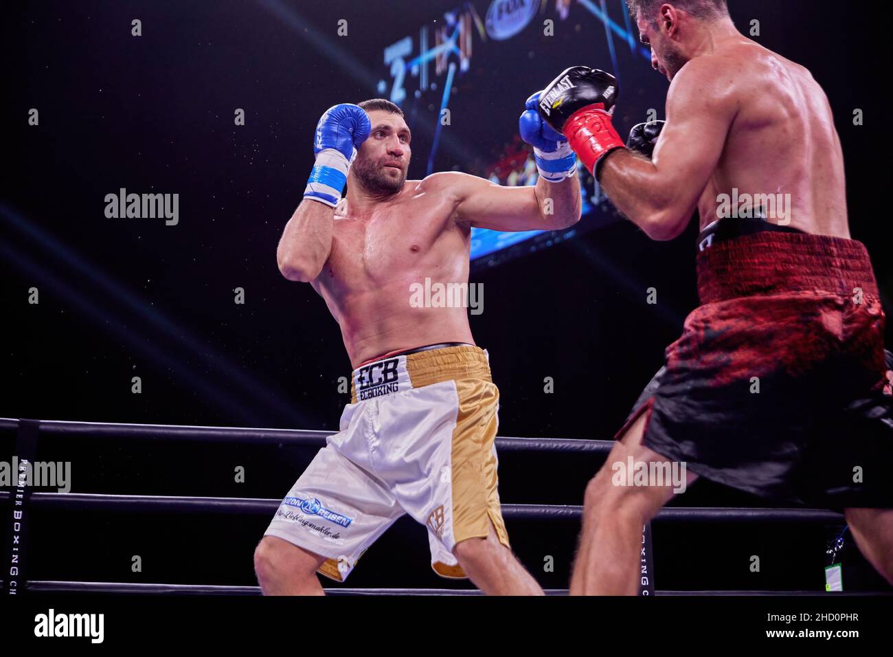 Hollywood, Florida, USA. 1st January, 2022. Viktor Faust vs Lago ...