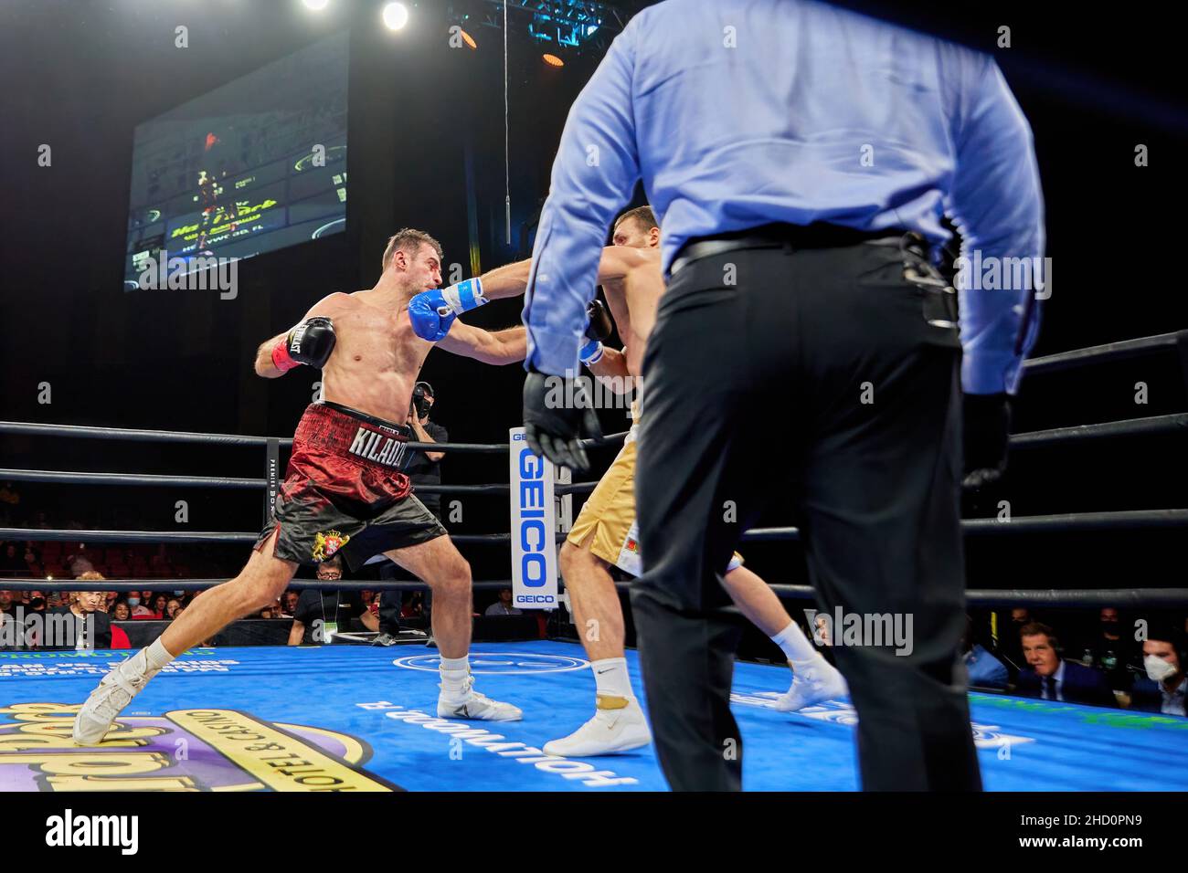 Hollywood, Florida, USA. 1st January, 2022. Viktor Faust vs Lago ...