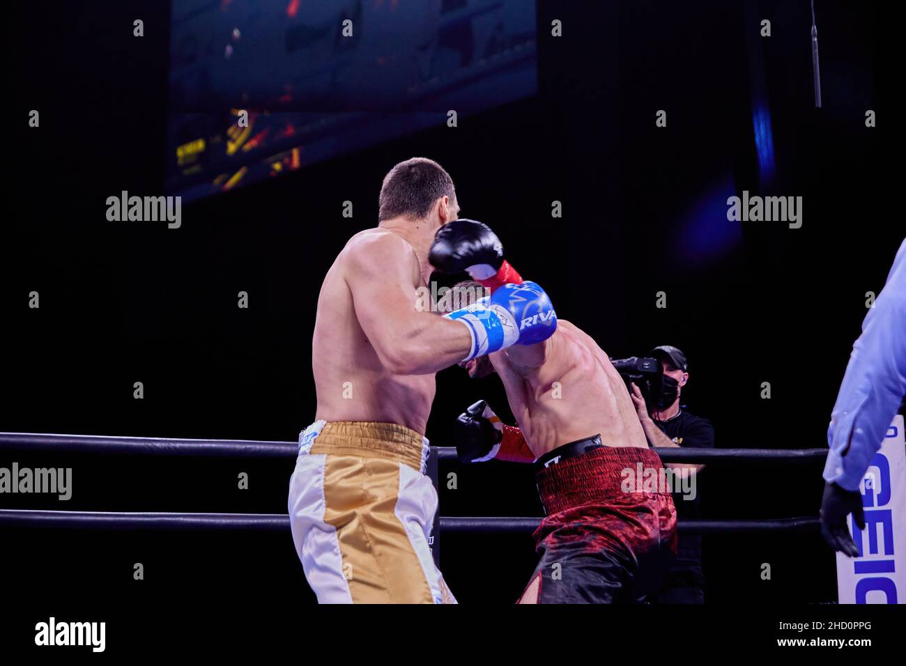 Hollywood, Florida, USA. 1st January, 2022. Viktor Faust vs Lago ...