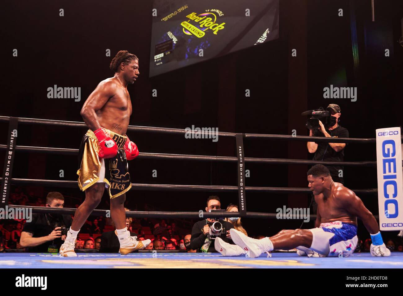 Charles martin boxer hi-res stock photography and images - Alamy