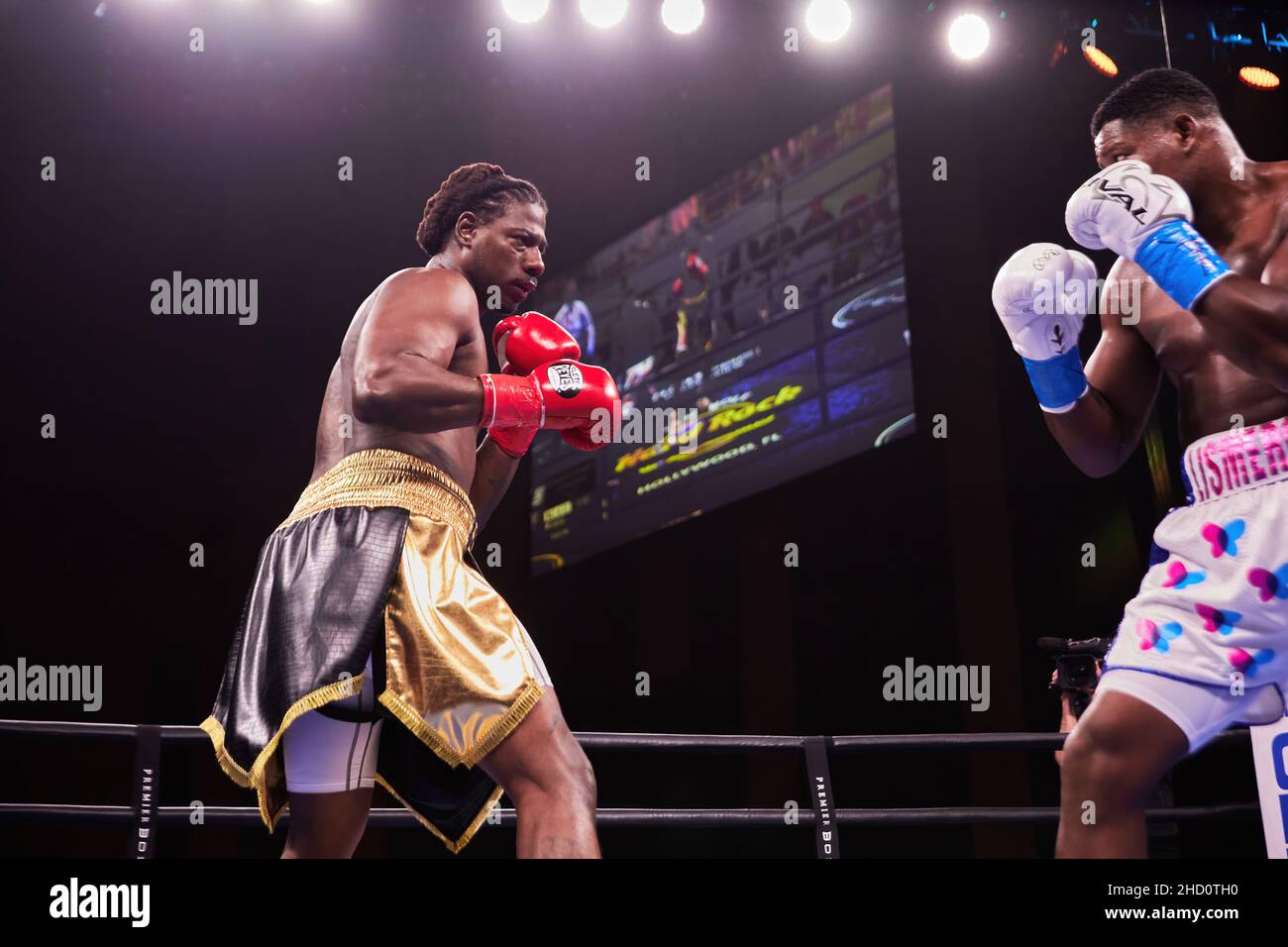 Hollywood, Florida, USA. 1st January, 2022. Luis Ortiz “King Kong” vs ...