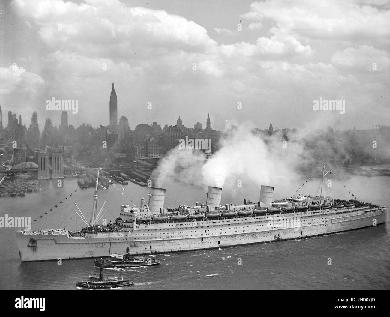 Historic rms queen mary hi-res stock photography and images - Alamy