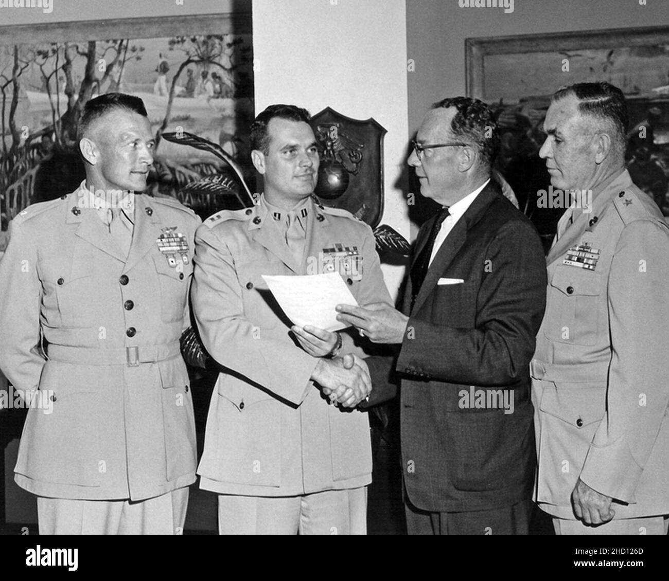 Letter of appreciation hi-res stock photography and images - Alamy