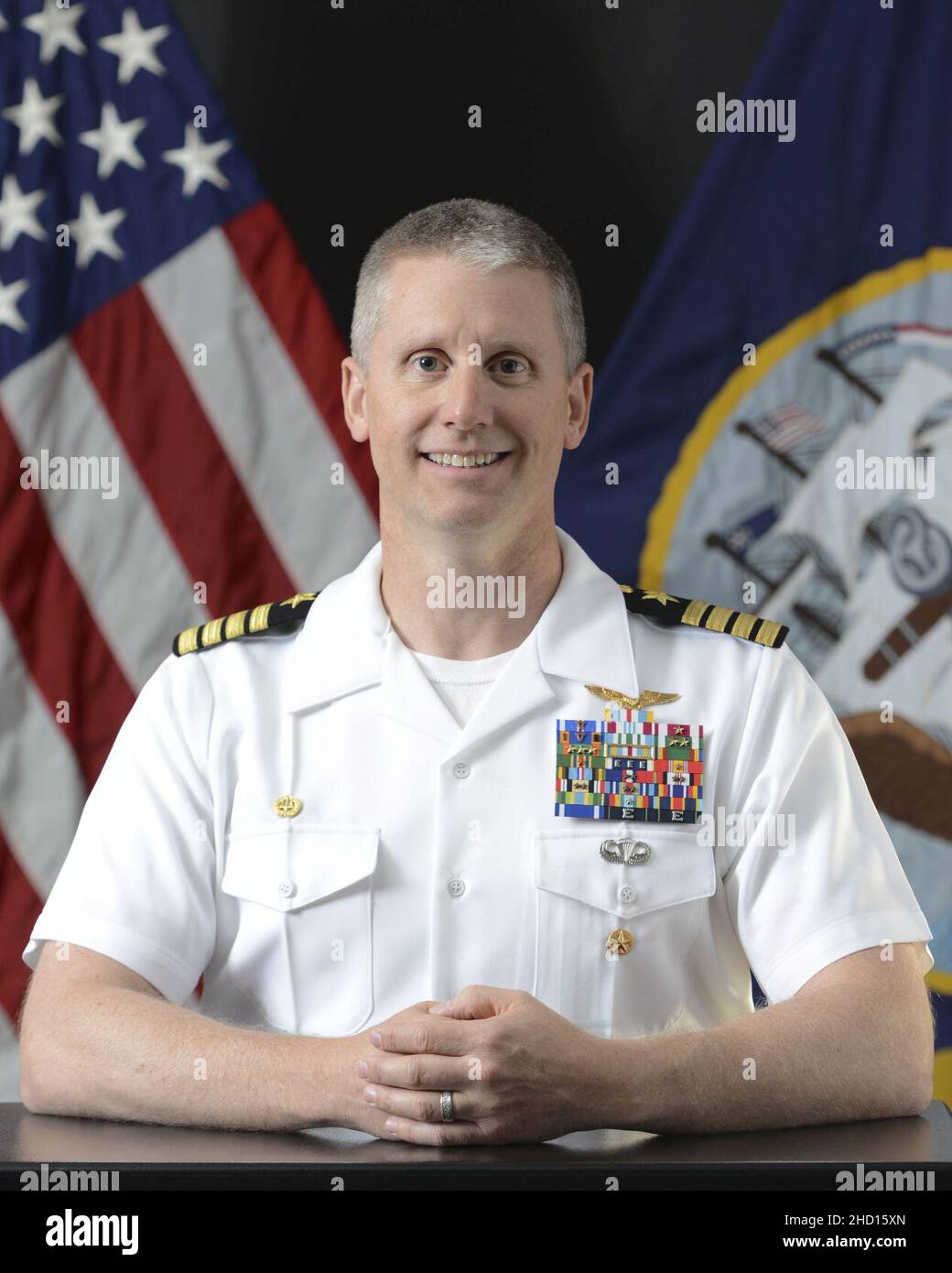 Robert mathewson hi-res stock photography and images - Alamy