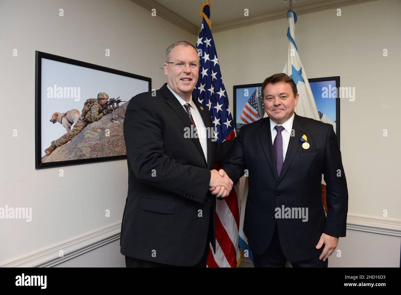 Robert work hi-res stock photography and images - Alamy