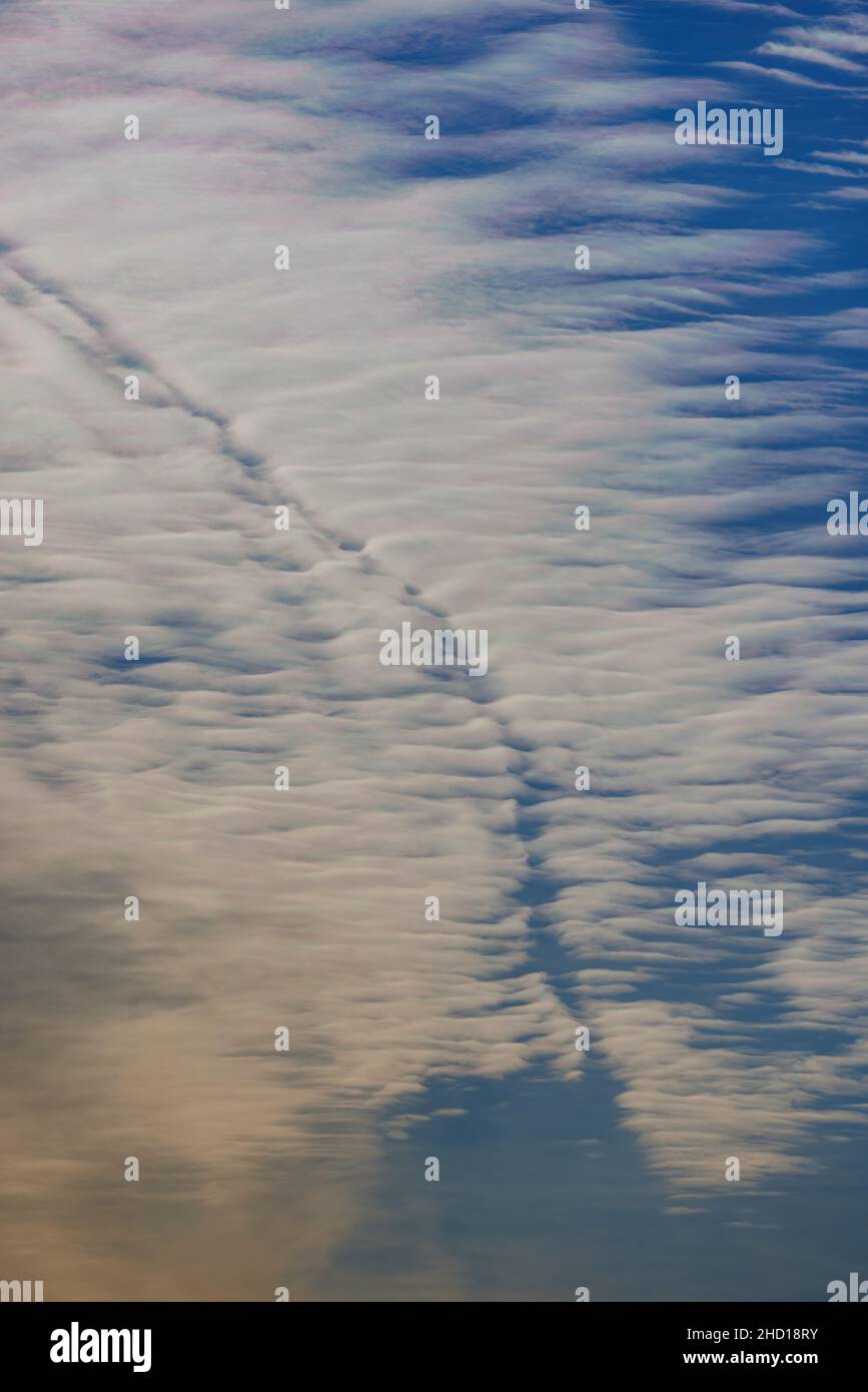 Dissipation trail hi-res stock photography and images - Alamy