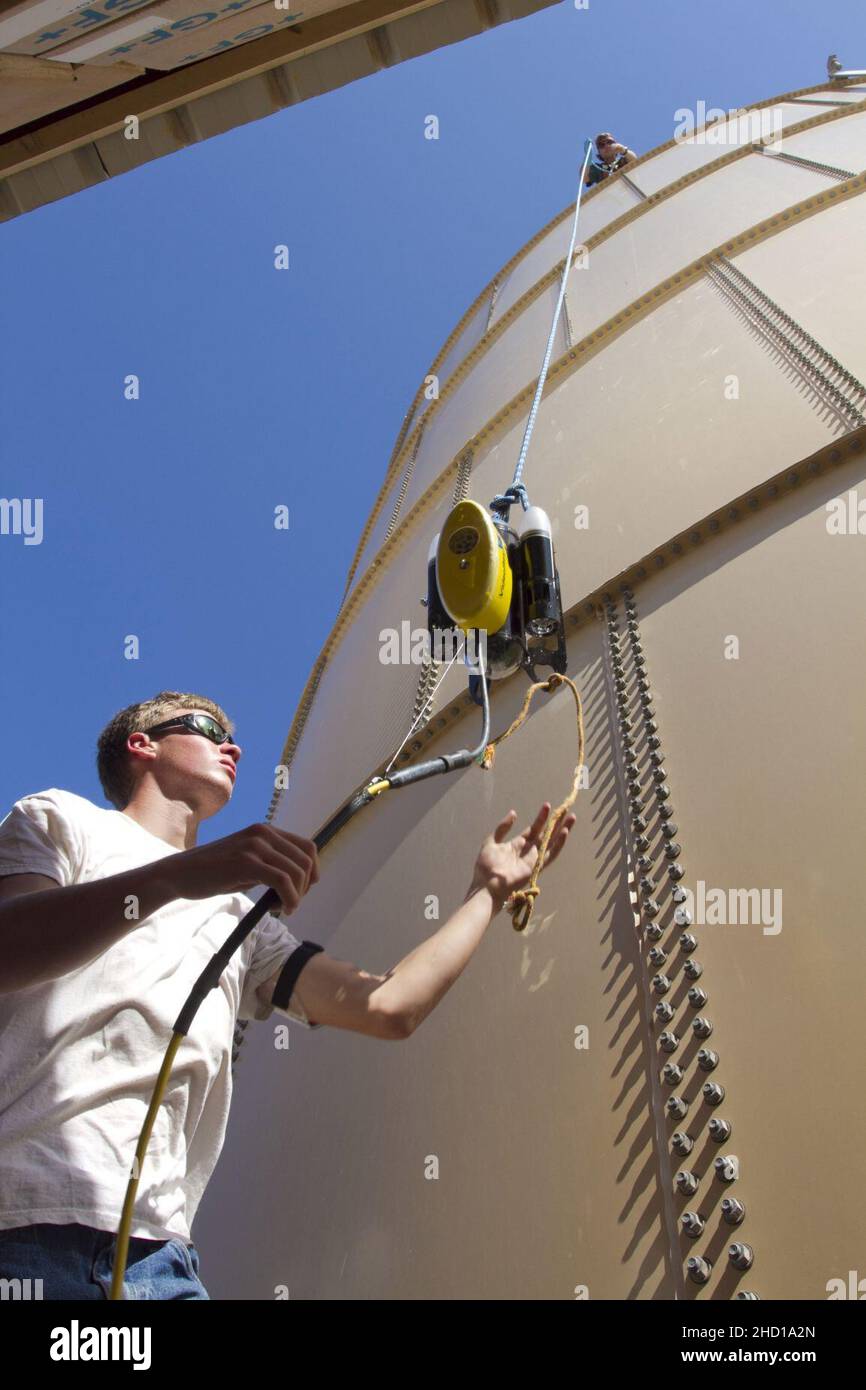 Robotic inspection of water tanks Stock Photo - Alamy