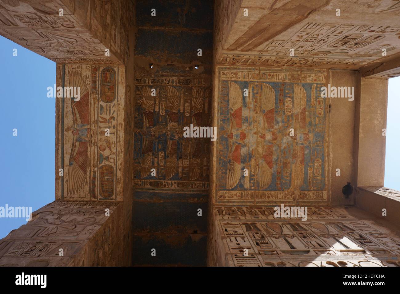 Hieroglyphs at the ceiling of an ancient egyptian arc Stock Photo - Alamy