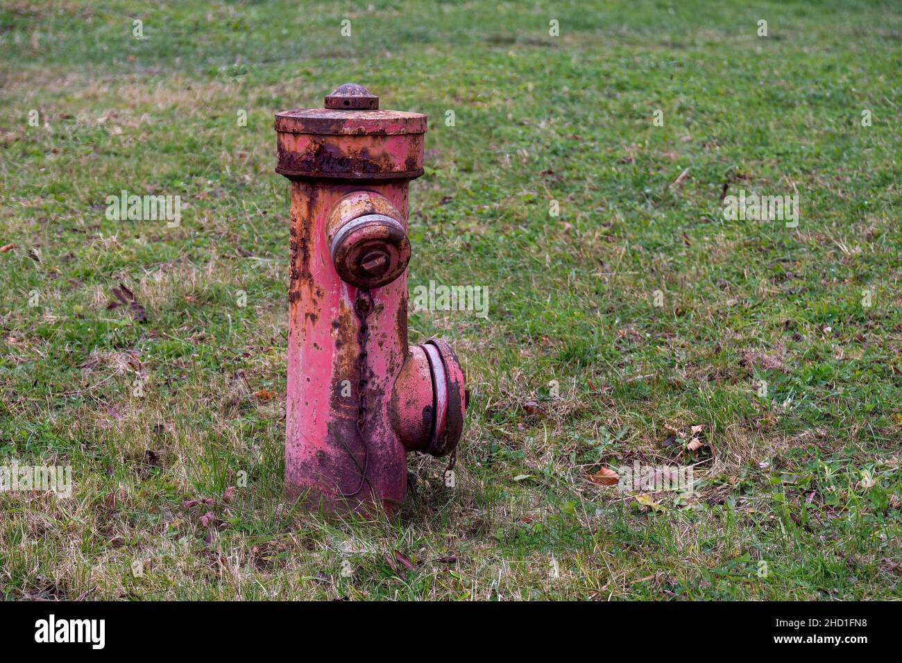 Old fire hydrant hi-res stock photography and images - Alamy