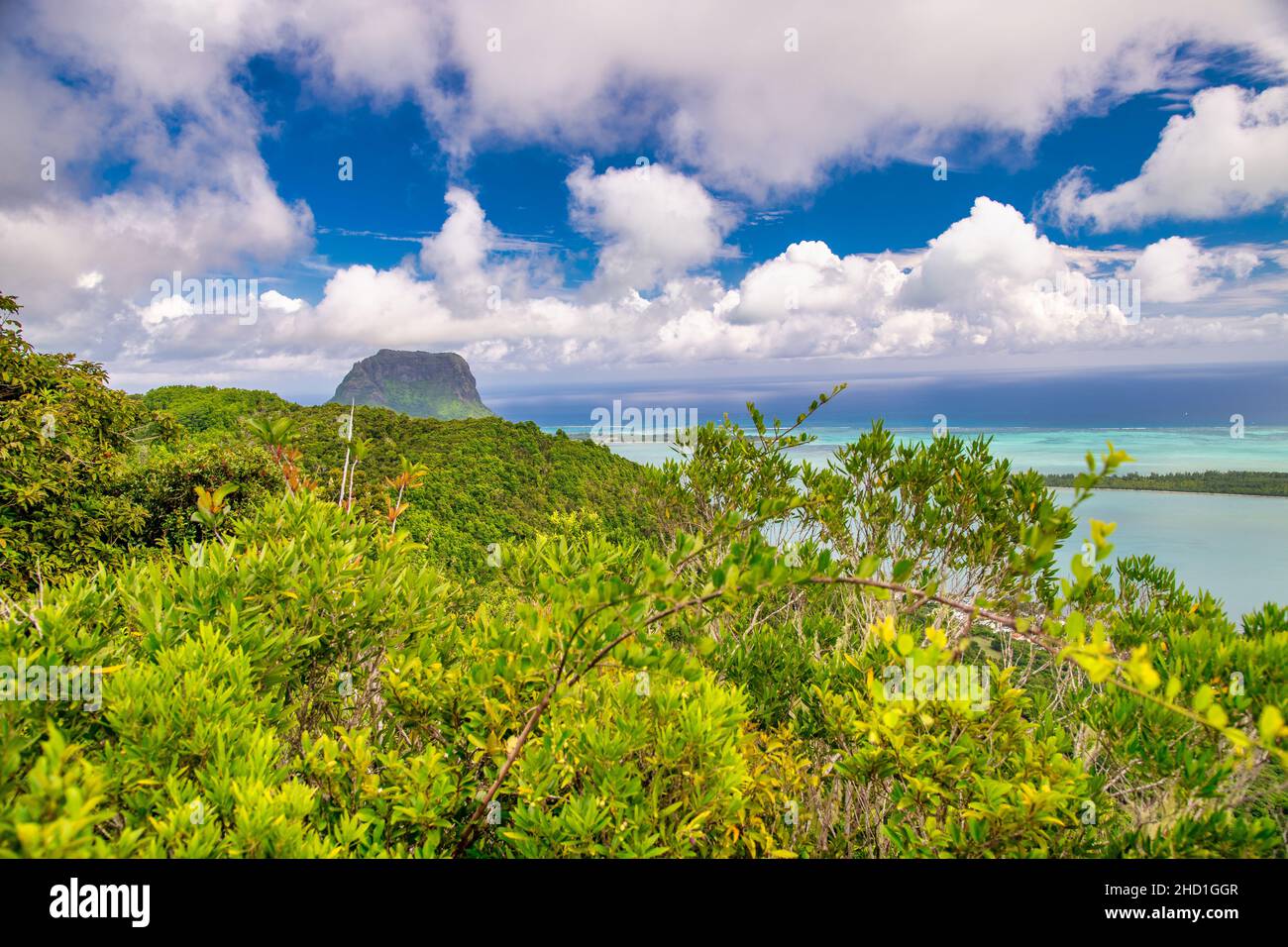 Aerial view cloudy le hi-res stock photography and images - Alamy