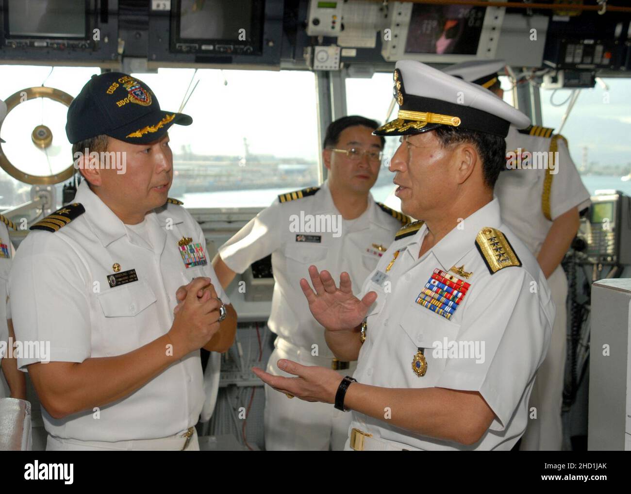 ROKN CNO ADM Jung and CDR Choi USN Stock Photo - Alamy