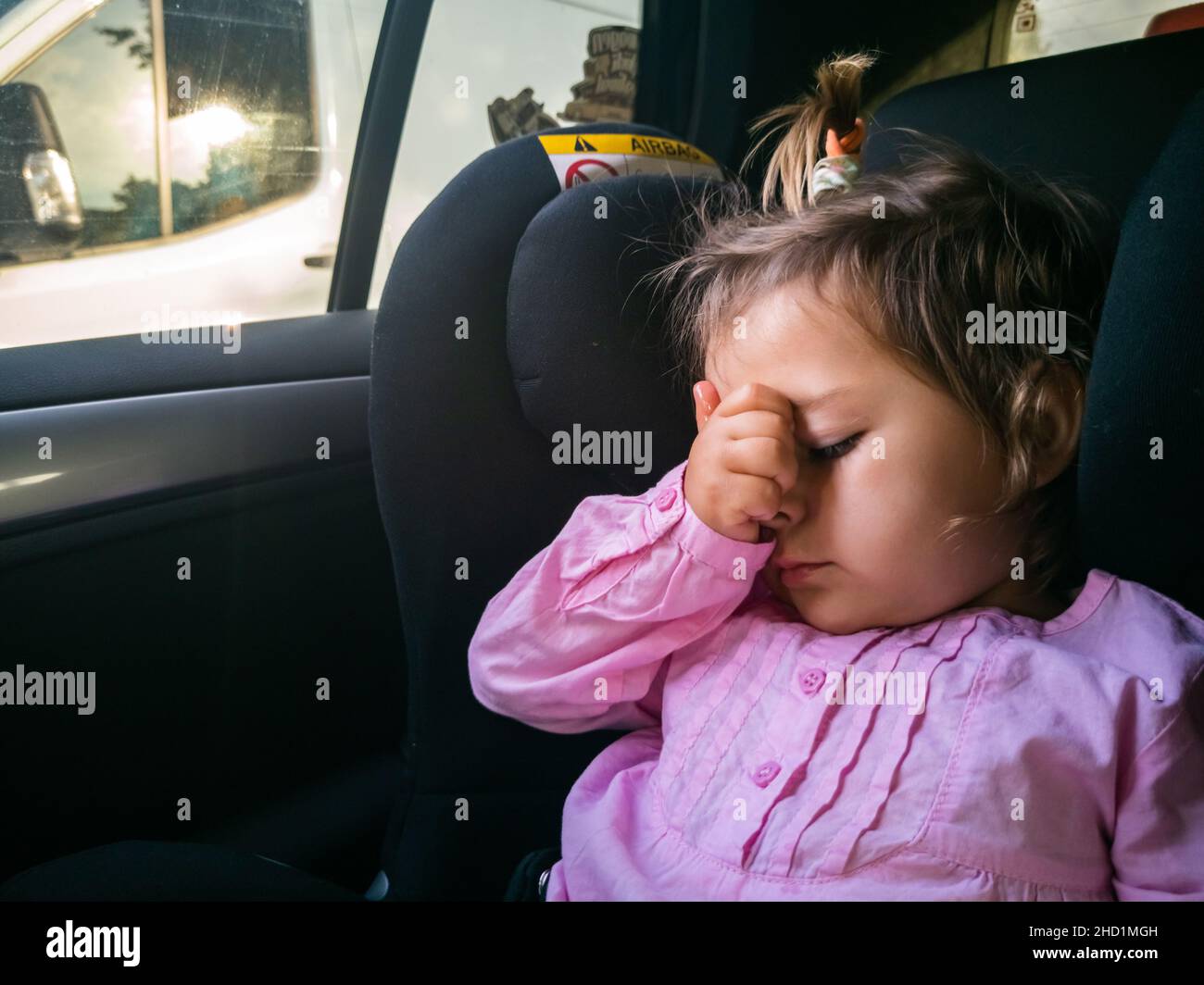 Girl in car sad hi-res stock photography and images - Alamy