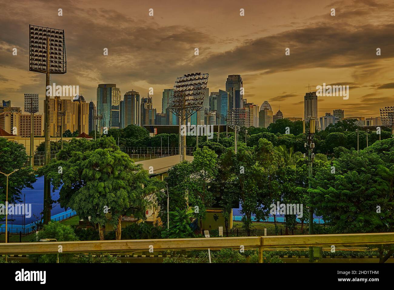 High rise building landscape hi-res stock photography and images - Alamy