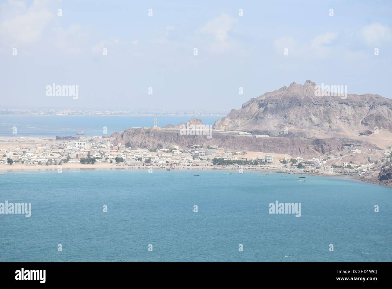 (220102) -- ADEN, Jan. 2, 2022 (Xinhua) -- Photo taken on Jan. 2, 2022 ...