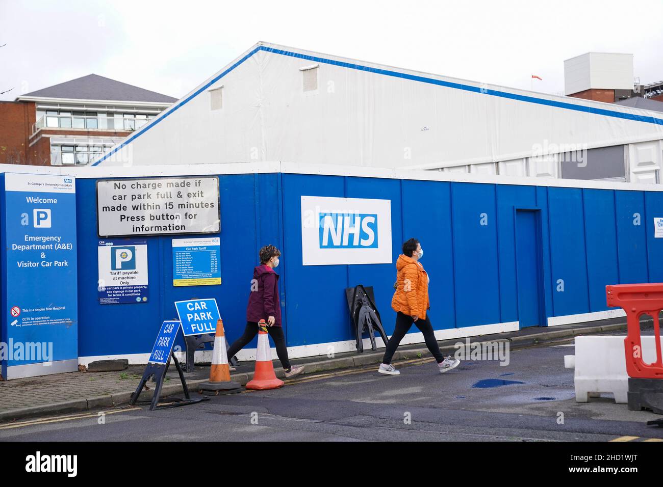 Nhs war footing hi-res stock photography and images - Alamy