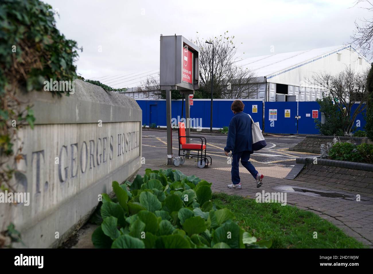 Nhs war footing hi-res stock photography and images - Alamy