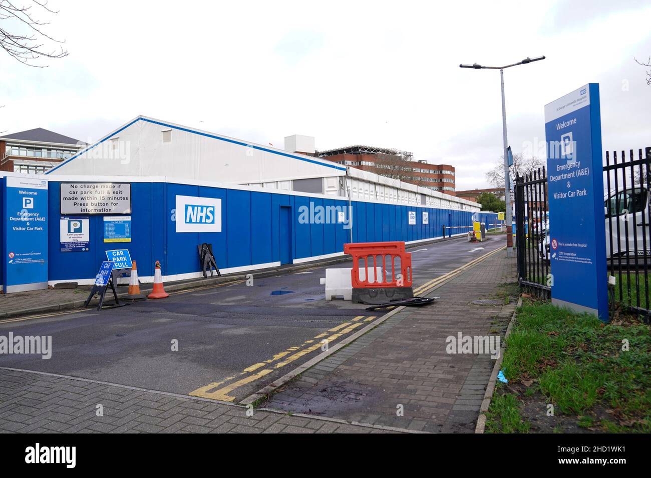 Nhs war footing hi-res stock photography and images - Alamy