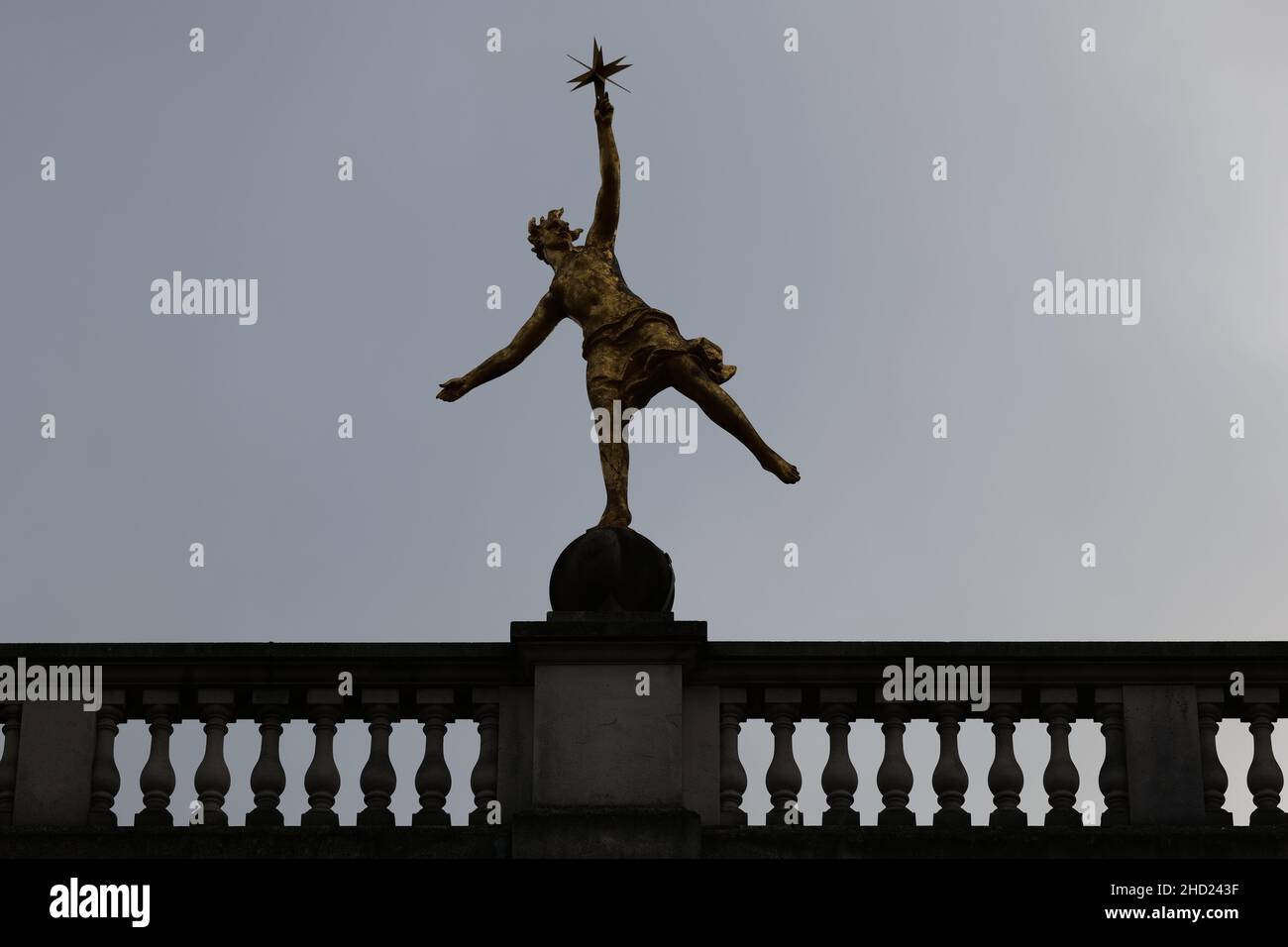 Kensington library hi-res stock photography and images - Alamy