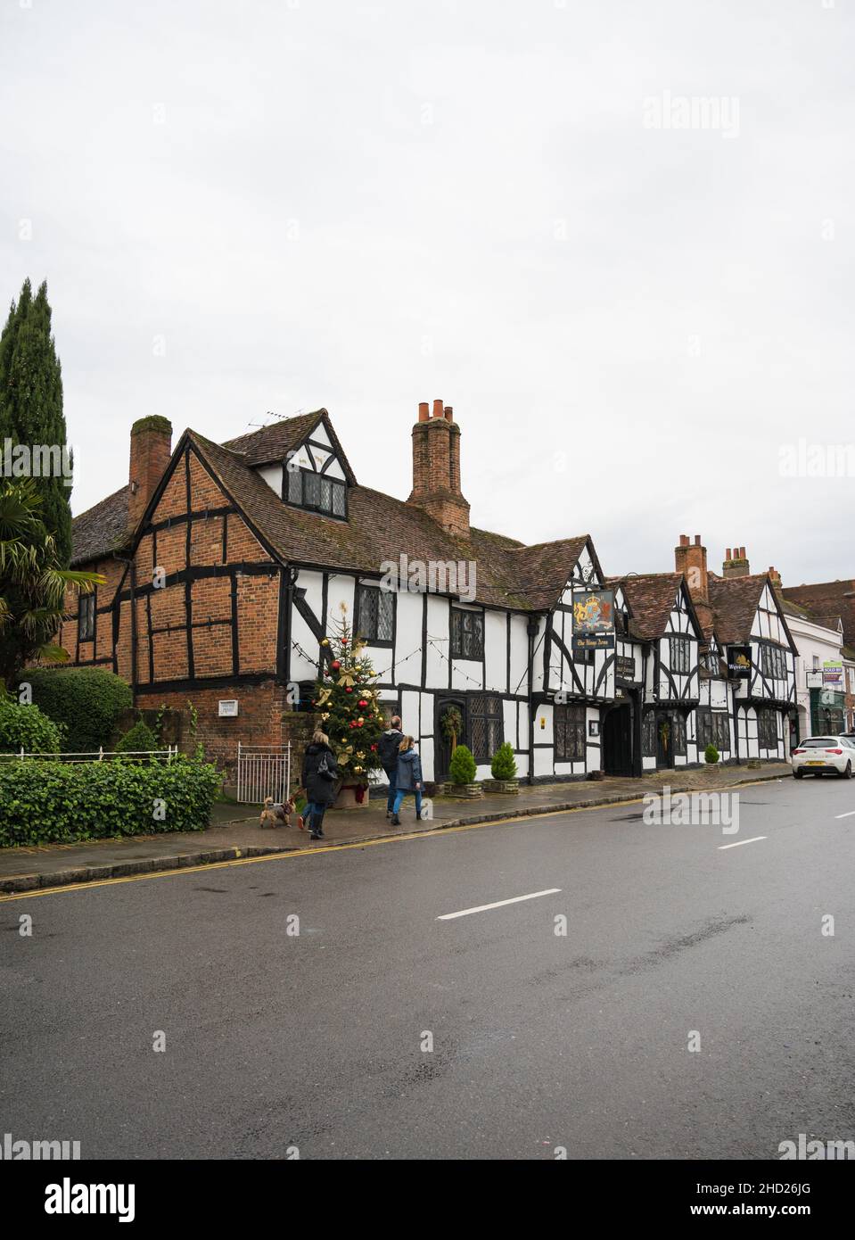The Kings Arms pub and hotel, Amersham Old Town, Buckinghamshire ...