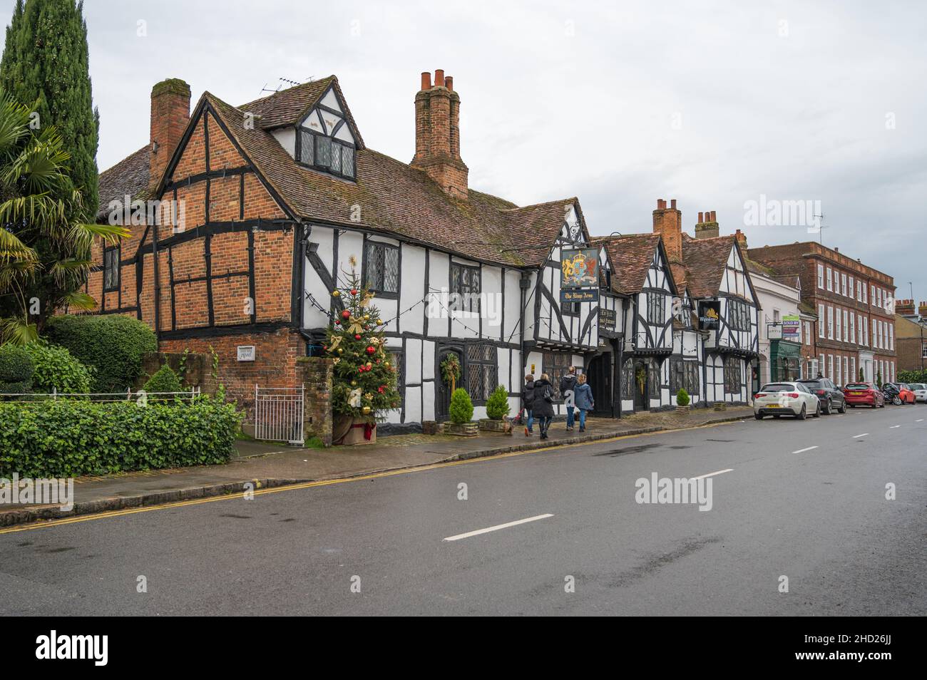 The Kings Arms pub and hotel, Amersham Old Town, Buckinghamshire ...