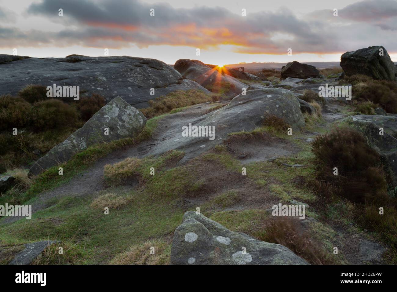 Baslow edge sunrise hi-res stock photography and images - Alamy