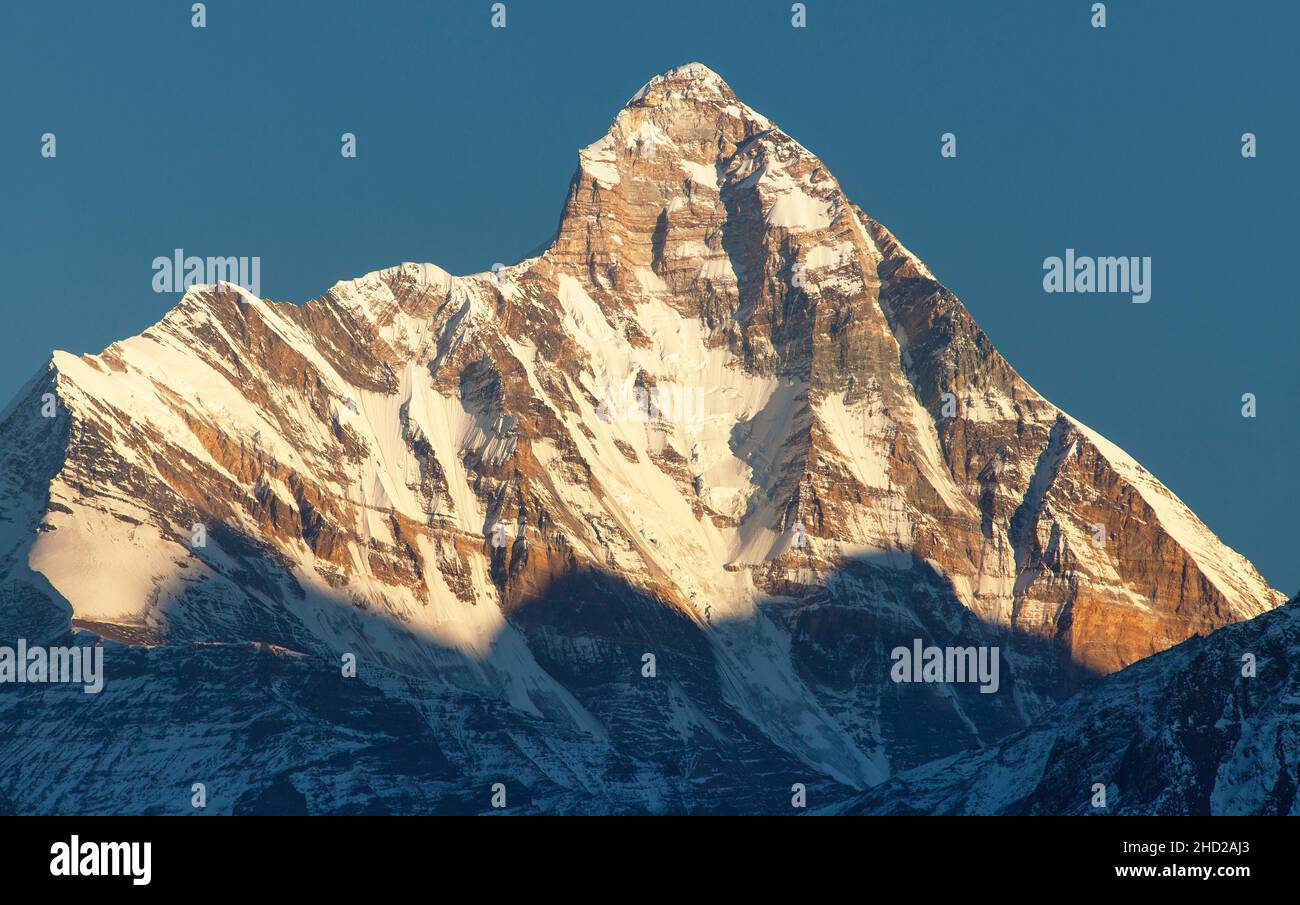Panoramic view of mount Nanda Devi, one of the best mounts in Indian ...