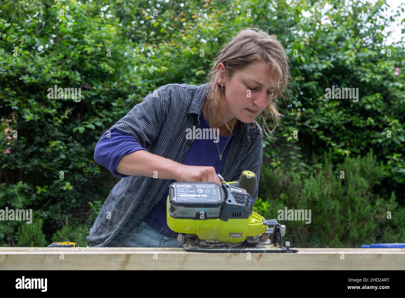 Unsafe behaviour at work hi-res stock photography and images - Alamy