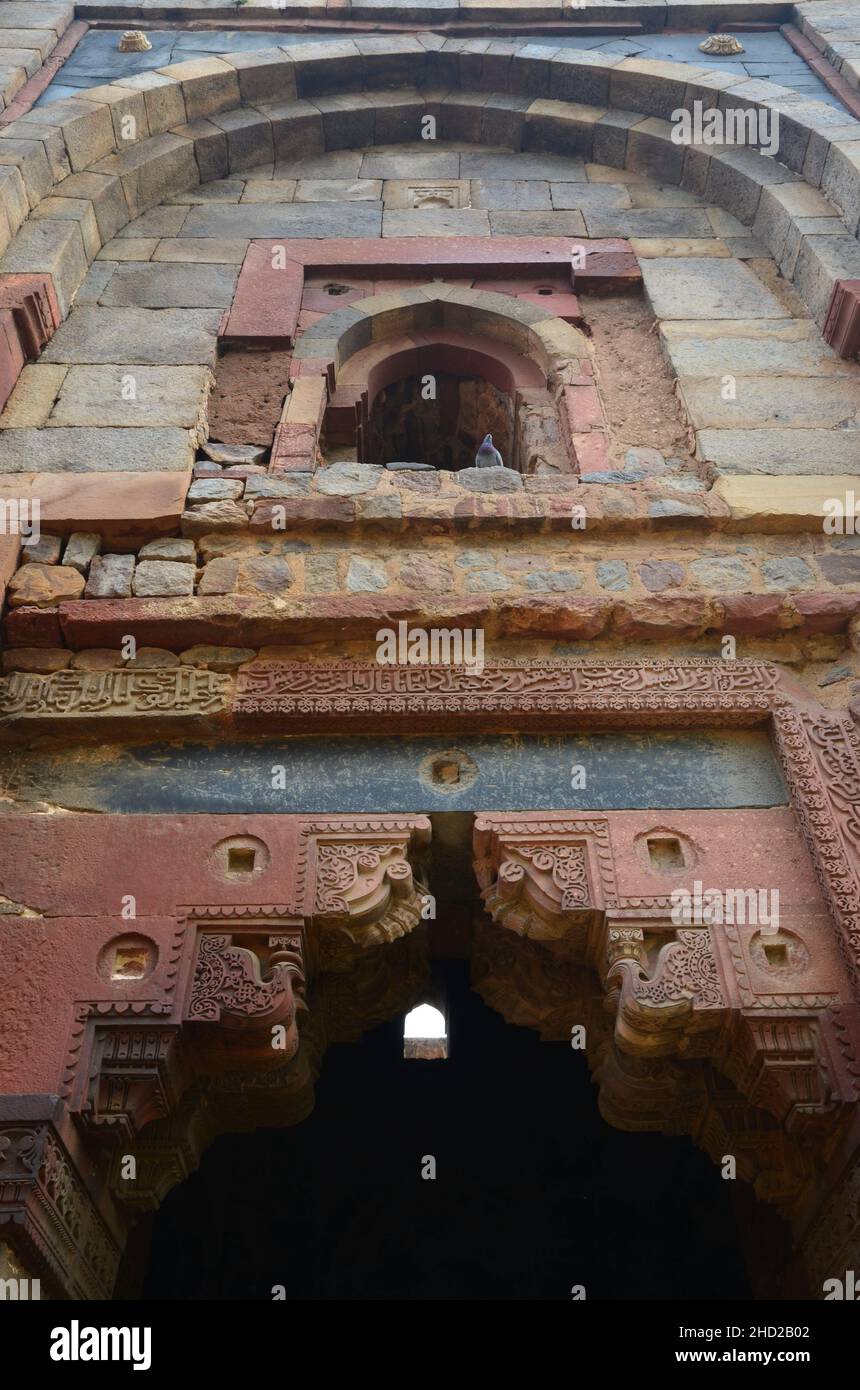 Delhi india bara gumbad building hi-res stock photography and images ...
