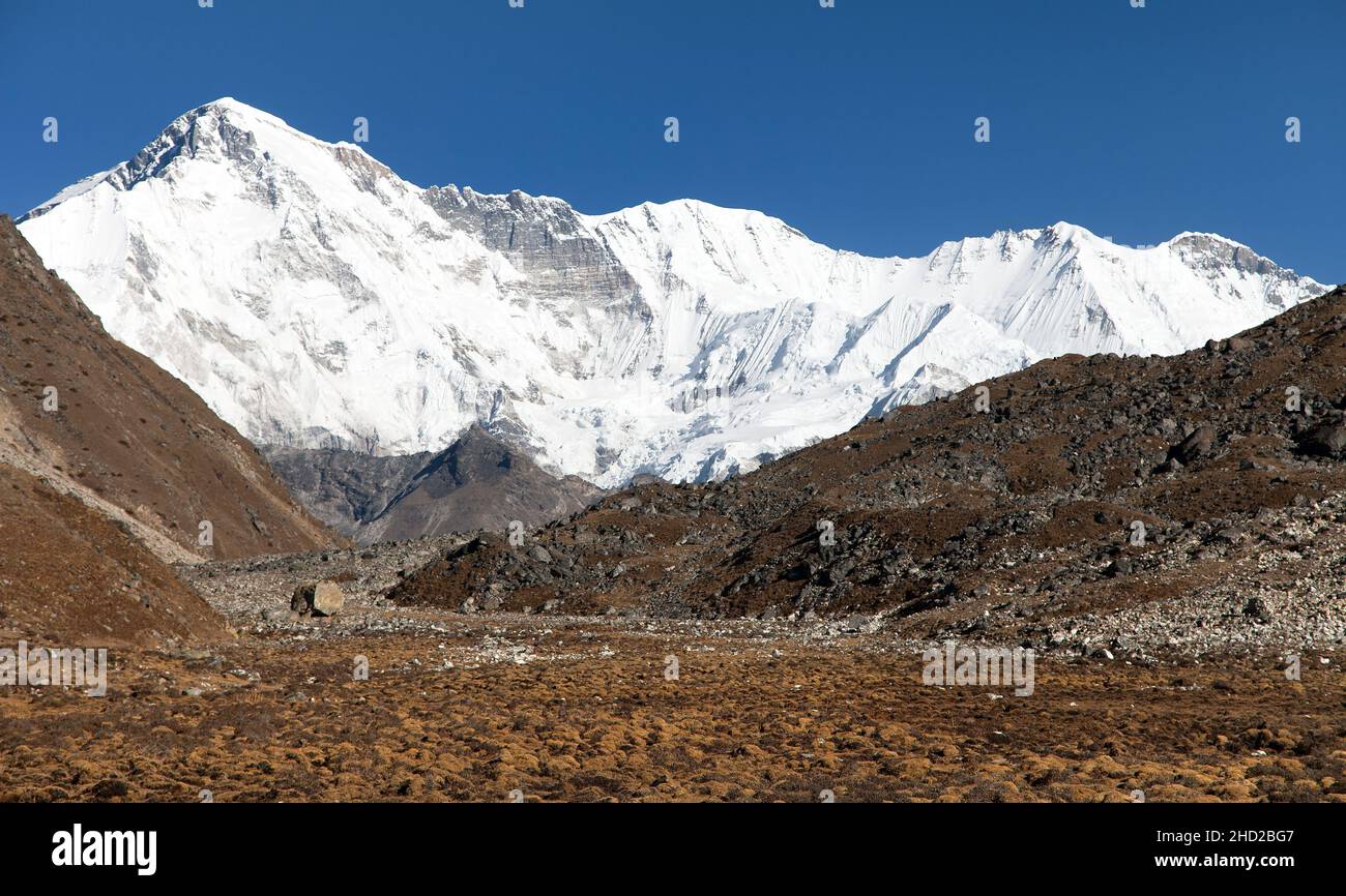 Mount Cho Oyu - way to Cho Oyu base camp - Everest area, Sagarmatha ...