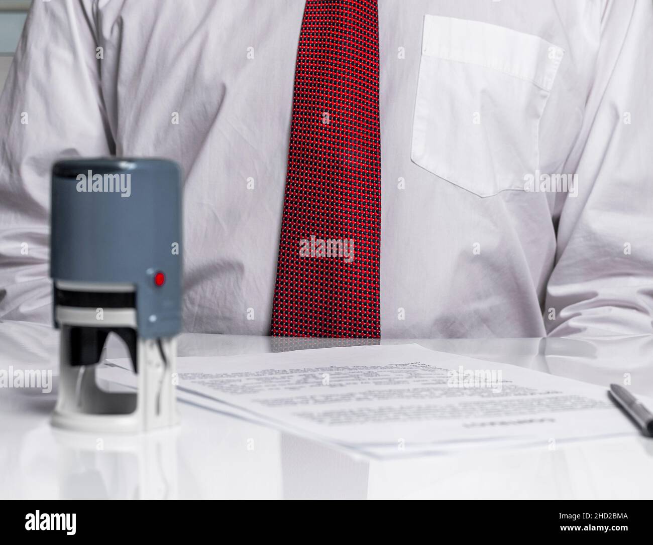 Legal document and stamp hi-res stock photography and images - Alamy