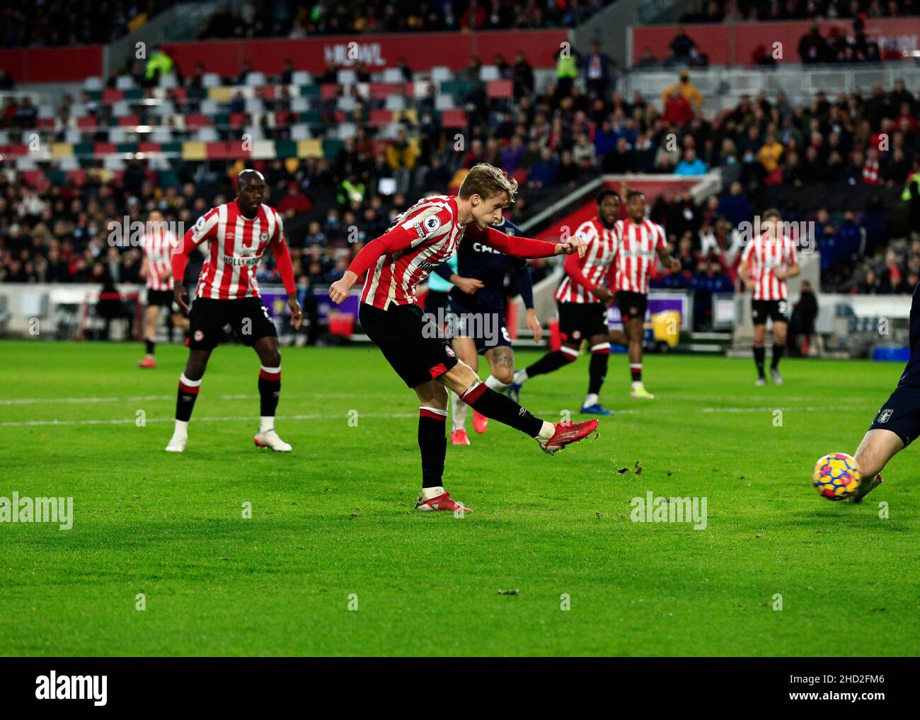 Brentford Community Stadium, London, UK. 2nd Jan, 2022. Premier League ...
