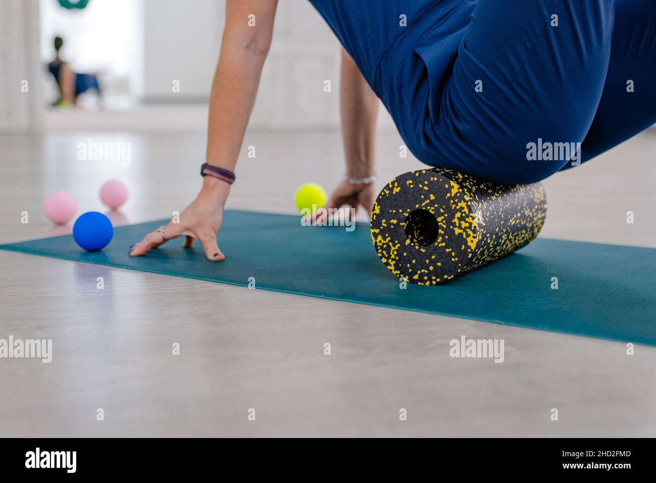 Woman hip roll exercise hi-res stock photography and images - Alamy