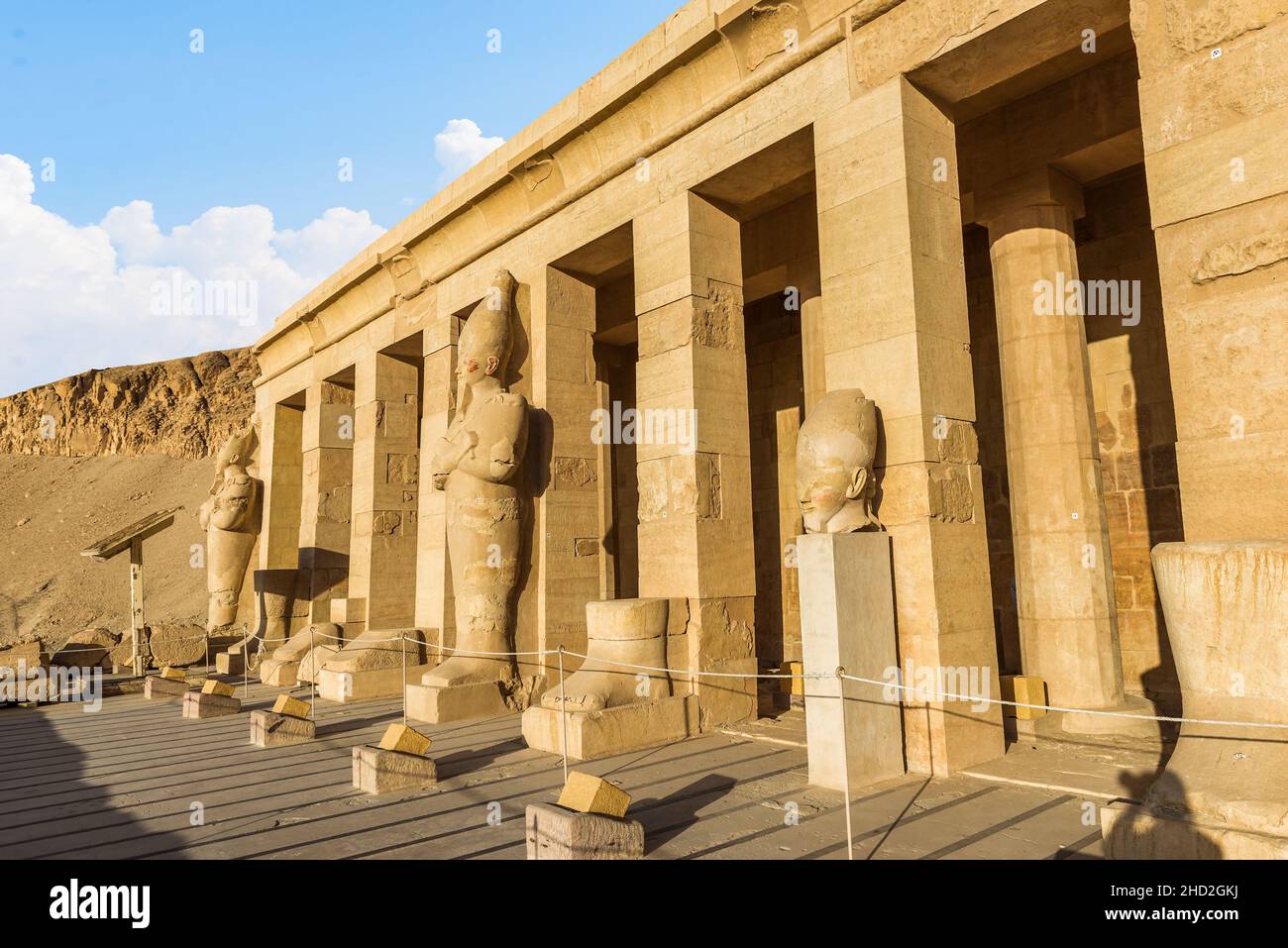 Ruined statues in the temple of Hatshepsut, Egypt Stock Photo - Alamy