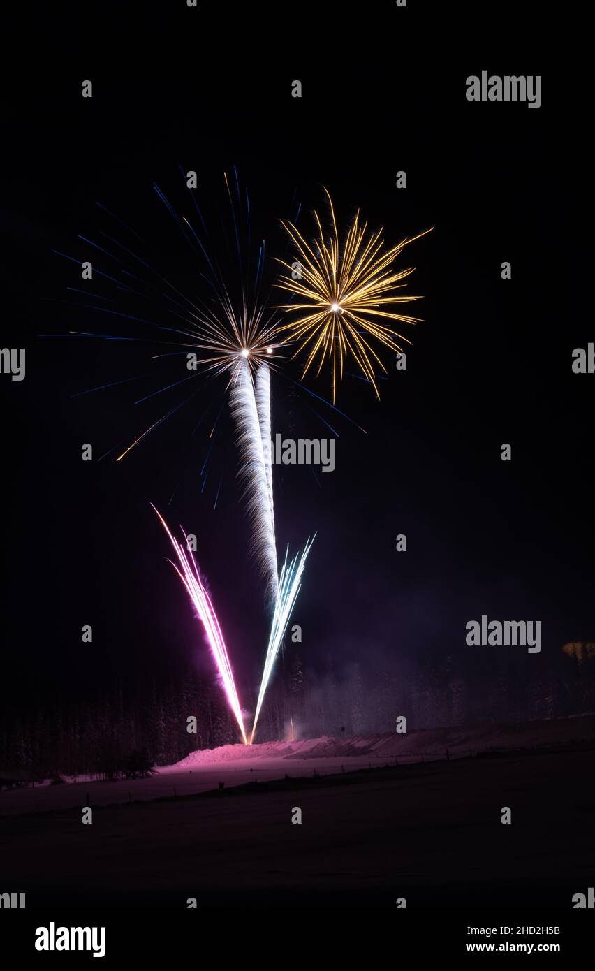 New Year's Eve Fireworks Display 2021 Stock Photo - Alamy