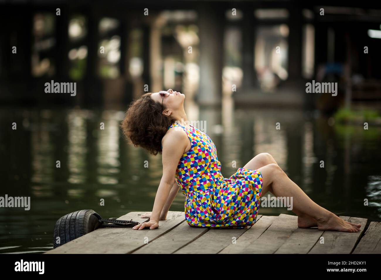 Girl poses river hi-res stock photography and images - Alamy