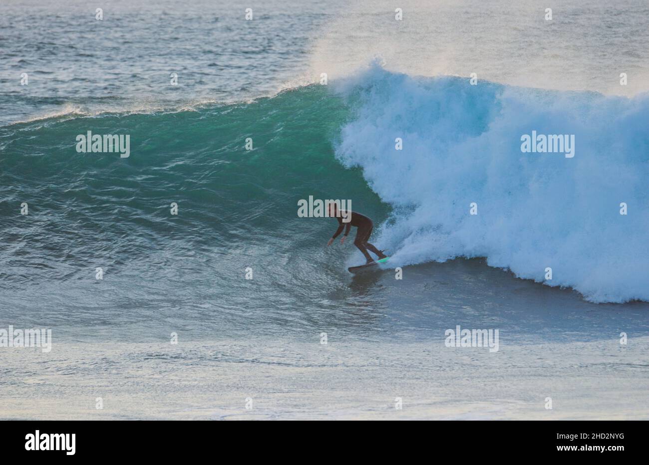 Surfer in a perfect barrel wave Stock Photo - Alamy