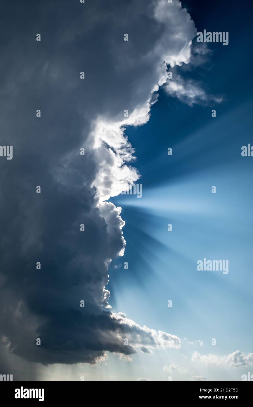 Sunlight burst through storm hi-res stock photography and images - Alamy